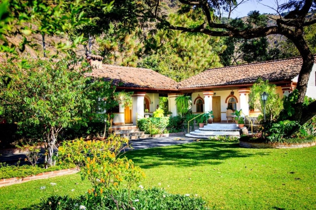 Lugares para bodas en el lago de Atitlan - Regis Hotel & Spa