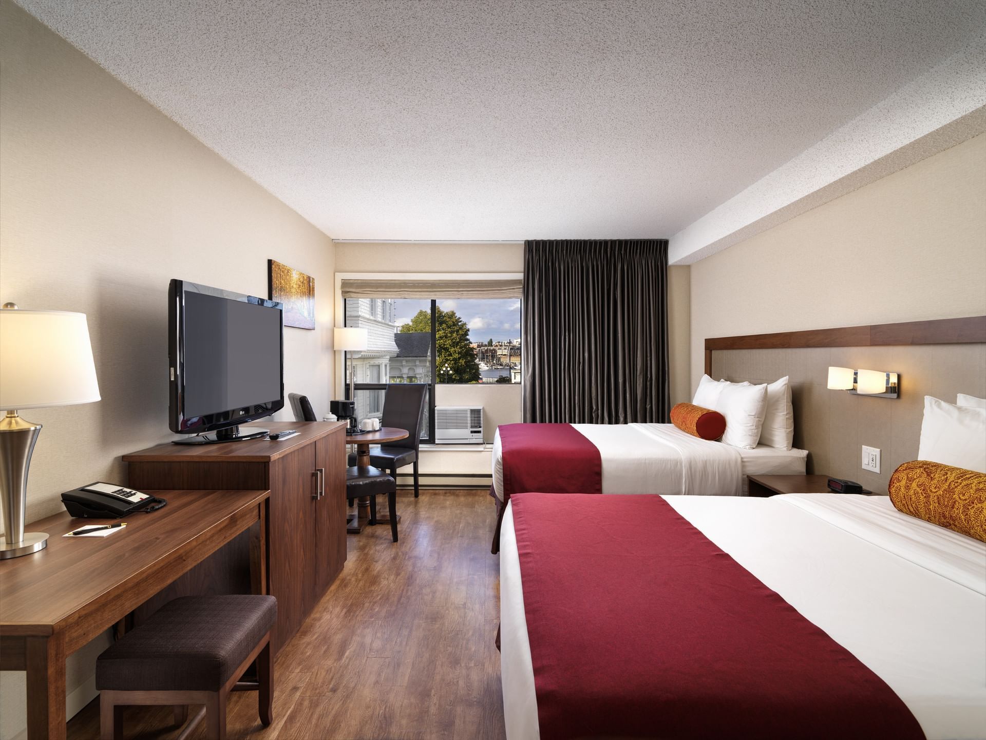 Weddings & Events Venue in Victoria, BC | Huntingdon Hotel and Suites