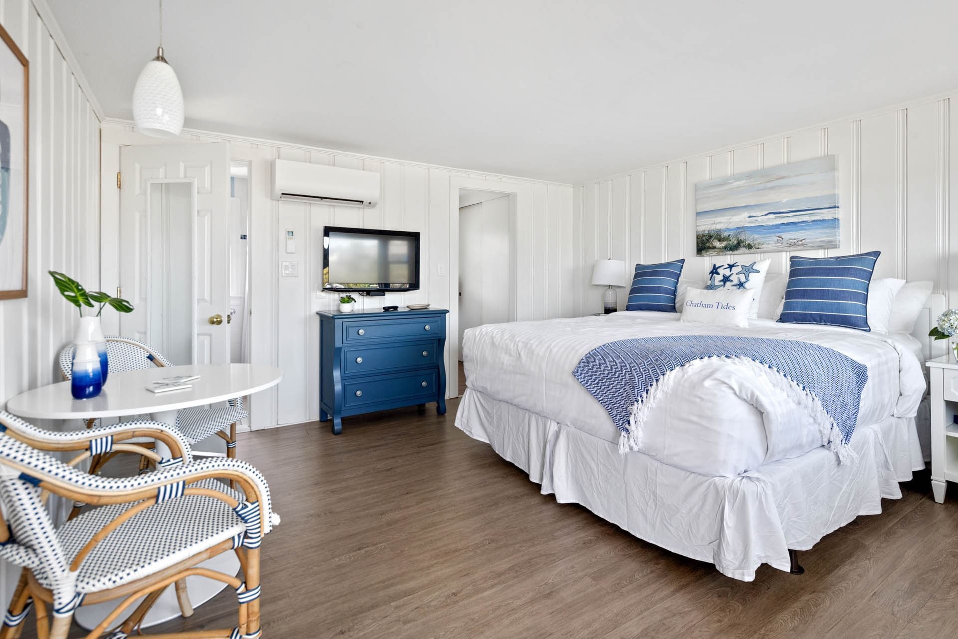 Chatham Tides Hotel | Hotels in Chatham MA