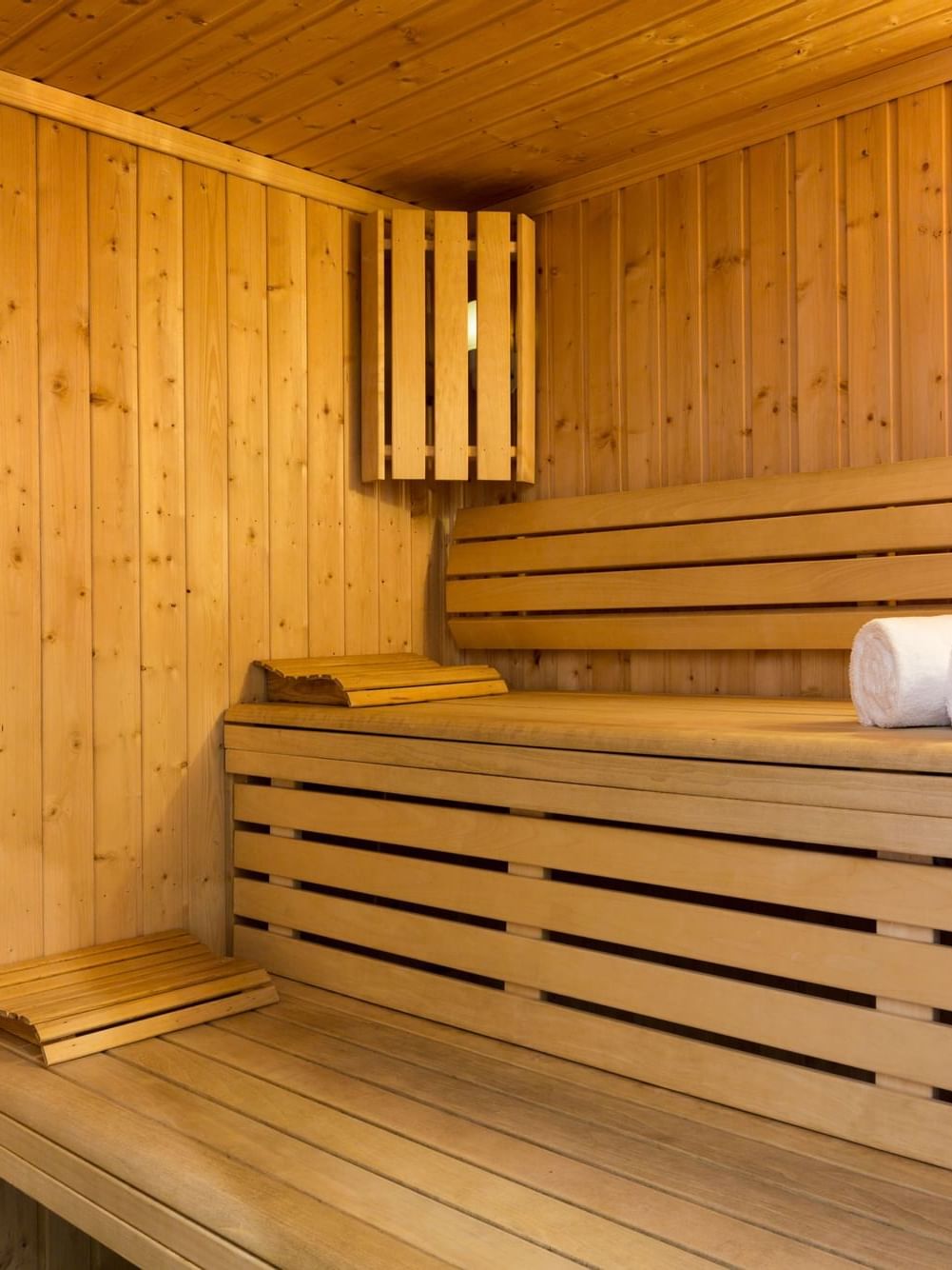 Les Vignes de la Chapelle, The Originals Relais | Hotel Ile de Re ...