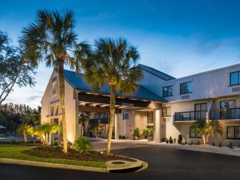 DOUBLETREE GAINESVILLE - GAINESVILLE, FL | GF Hotels & Resorts
