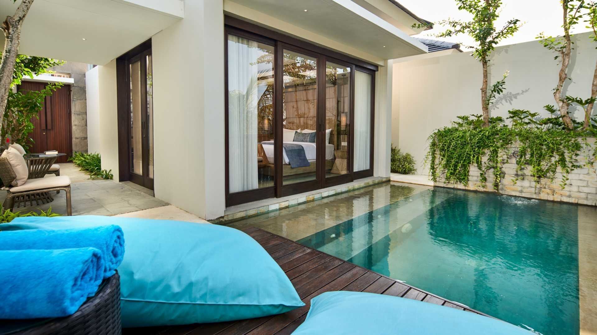 Bali's Best Surf Accommodation | Cross Bali Breakers (former X2 Bali ...