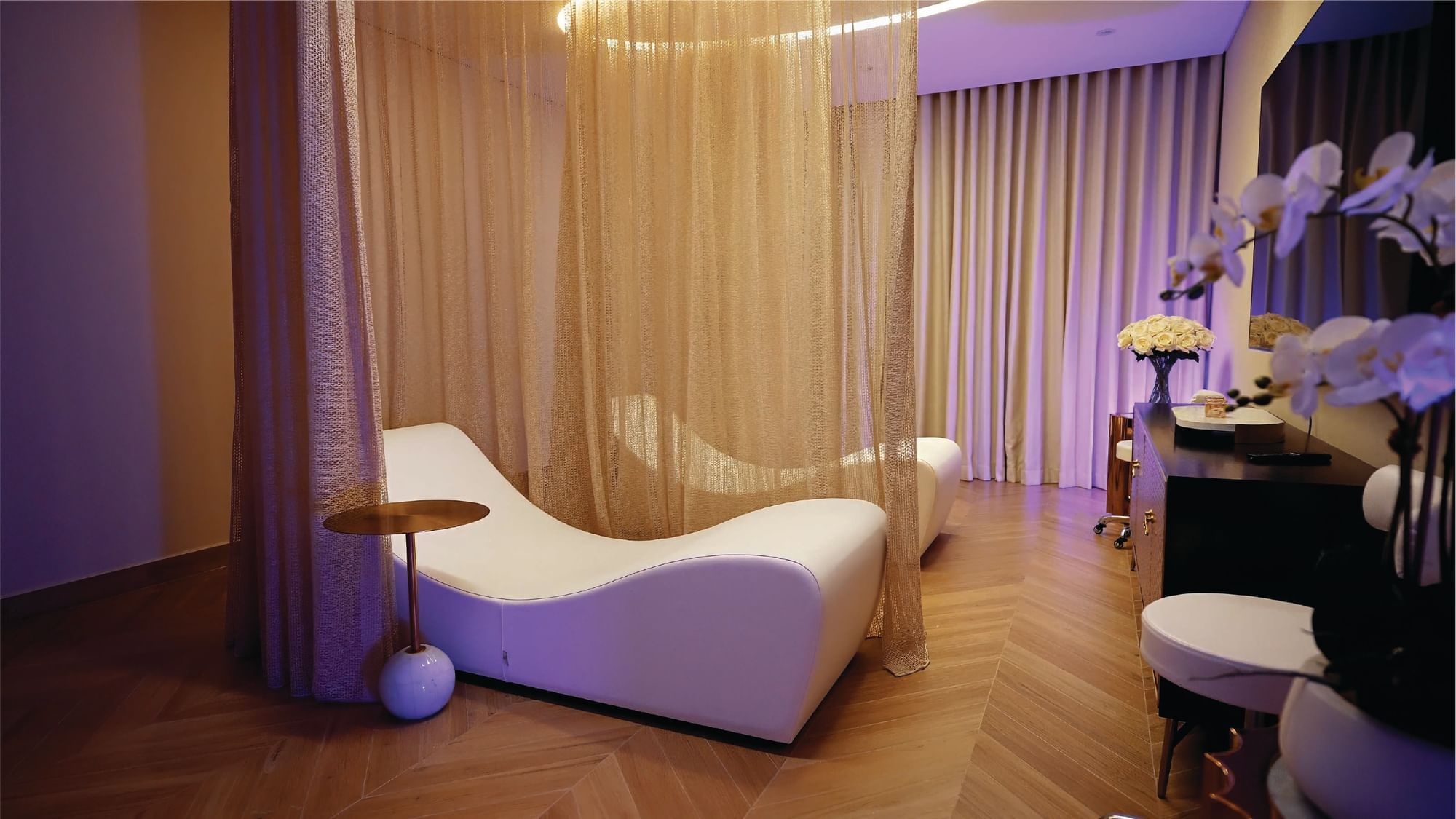 Dubai Wellness & Pool Hotel | DAMAC Maison Aykon City