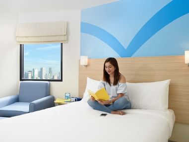 HOP INN Hotel Aseana City Manila | Book Our Budget Hotel Near MOA