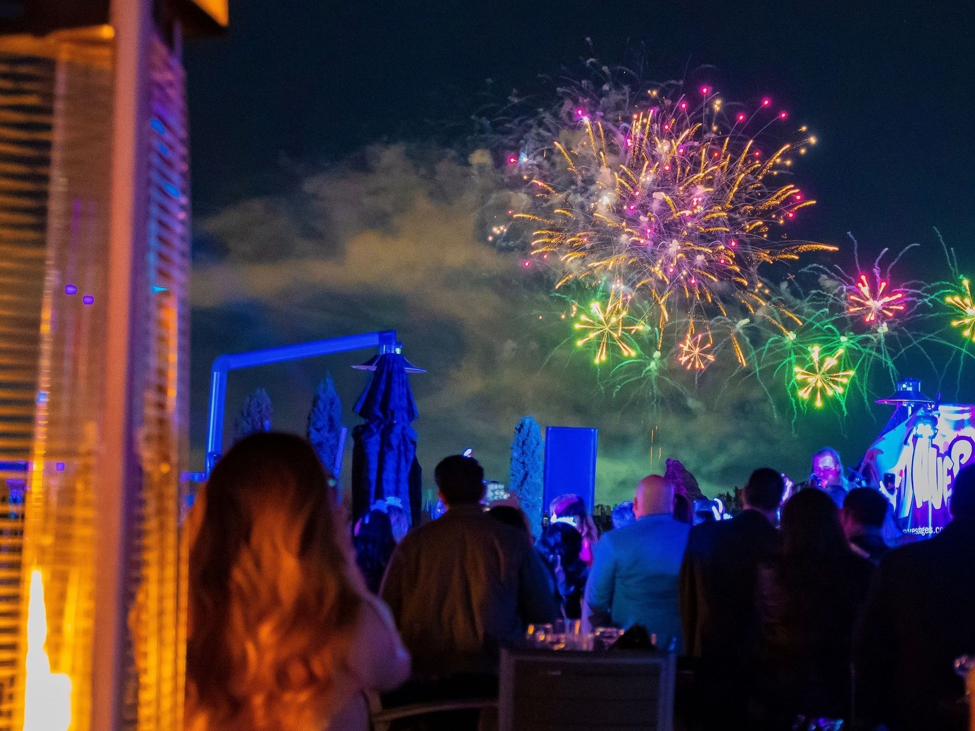 The FIFTH Rooftop Restaurant & Bar Near Disneyland®