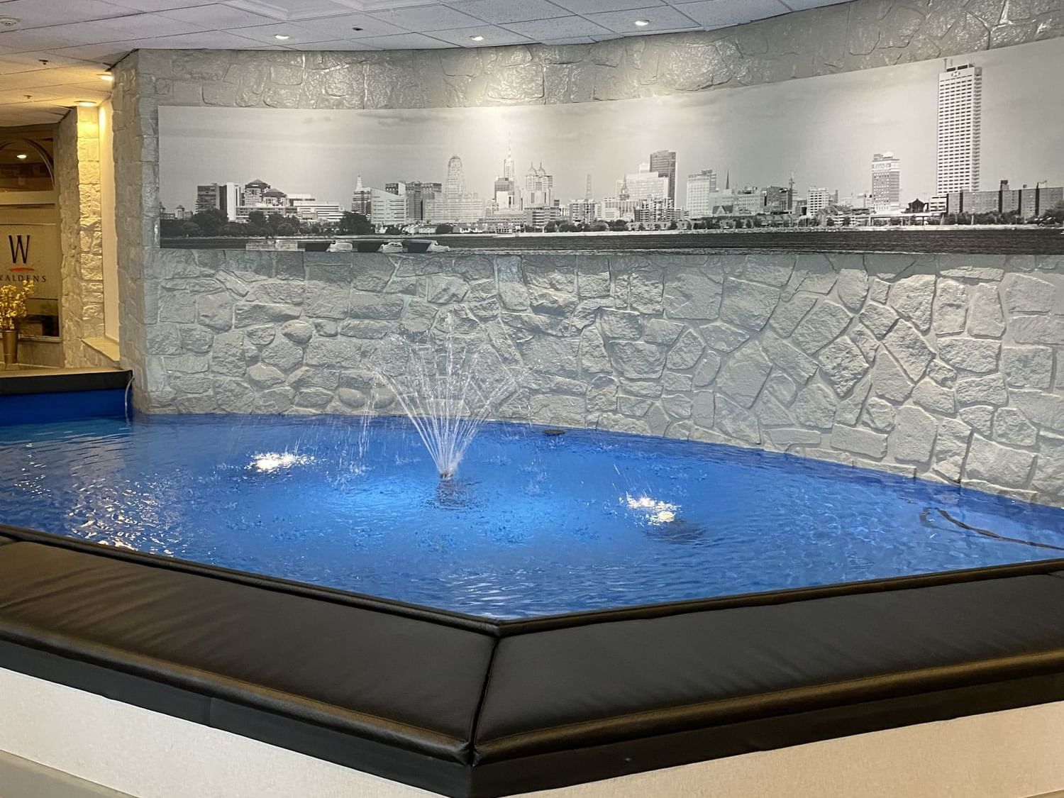 Niagara Falls Offers The M Hotel Near Buffalo Airport Niagara Falls Offers The M Hotel Near Buffalo Airport