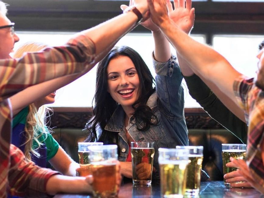 What Is A Quiz Night? And How To Organise One!