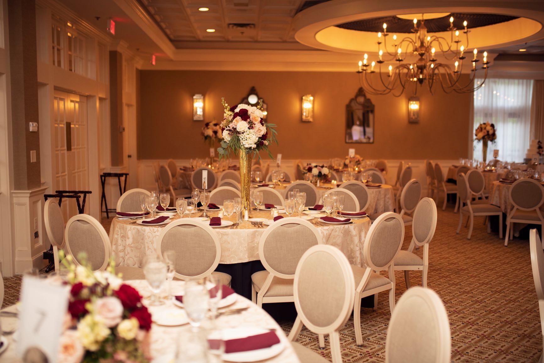 New England Weddings | The Simsbury Inn | Simsbury CT
