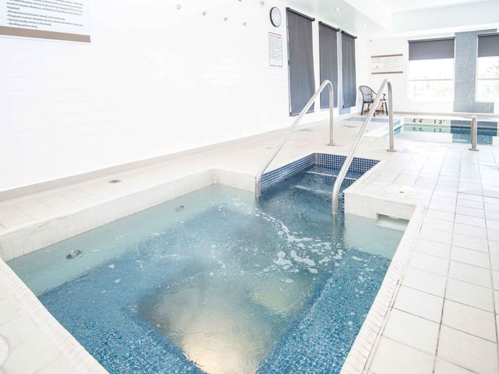 Prince George Hotels with Pools | Sandman Signature Prince George