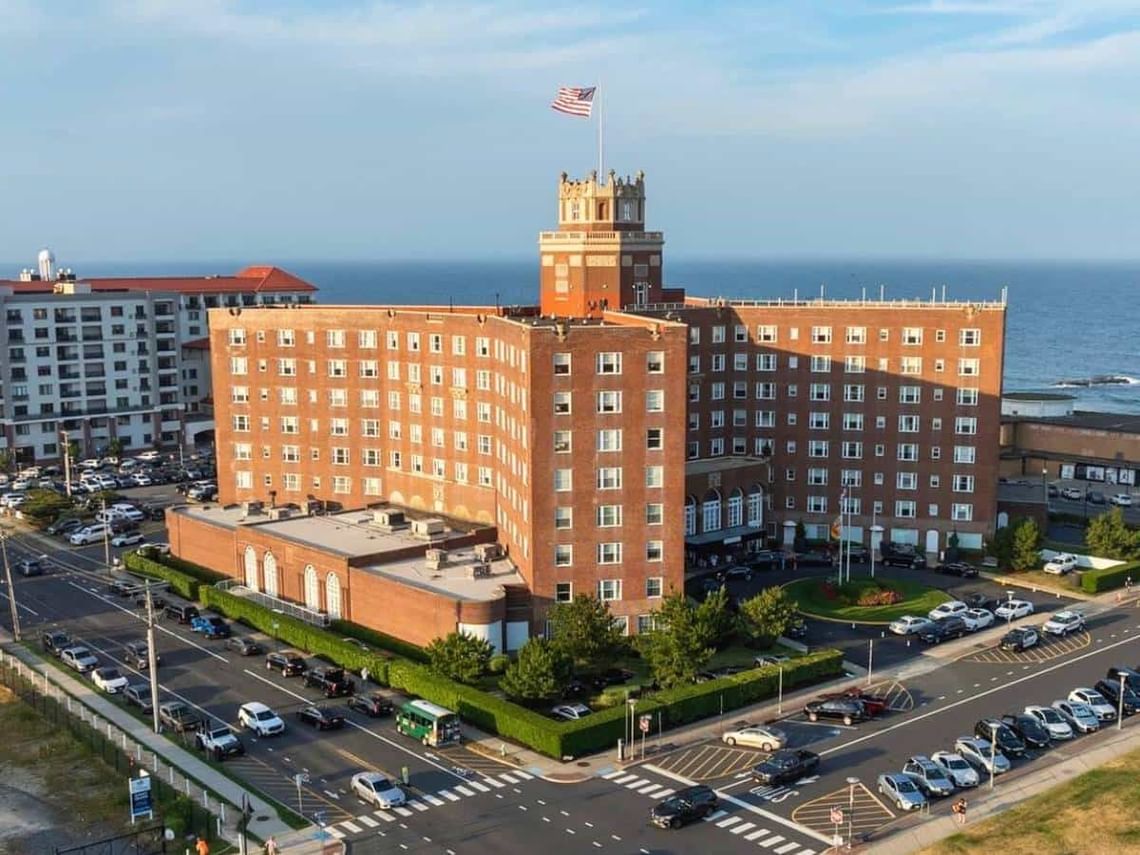 Valet Parking - Amenities at Berkeley Oceanfront Hotel
