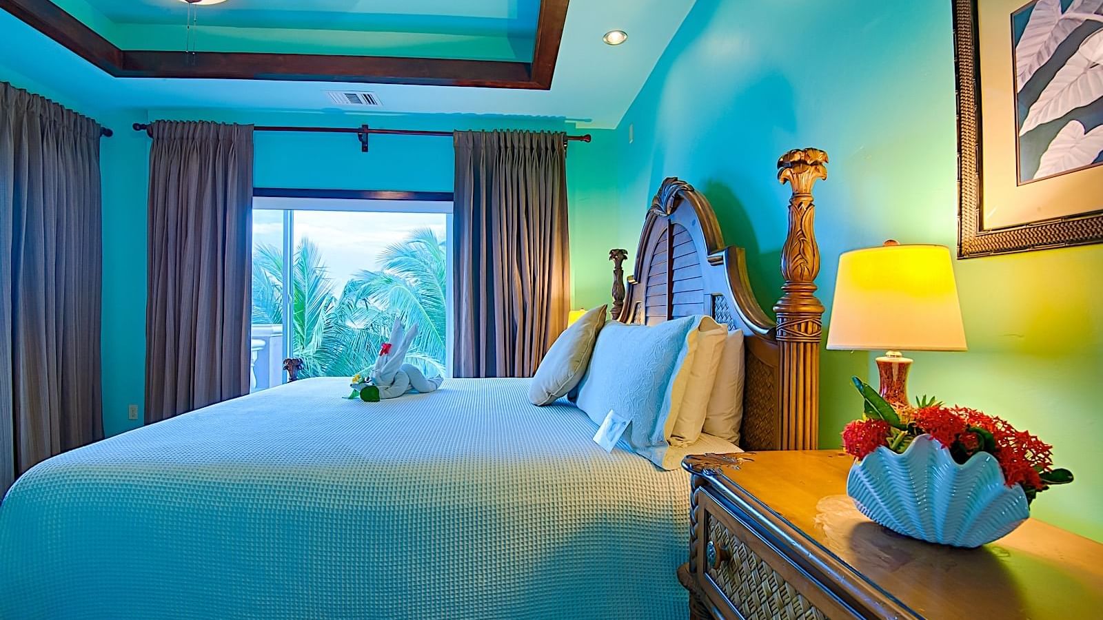 Three-bedroom beachfront - Infinity Bay Resort