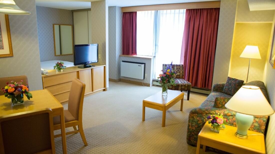 Executive Studio Suite | Affordable Stay in Downtown Ottawa | Cartier ...