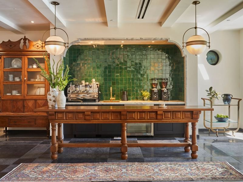 Breakfast & Lunch in Palo Alto, CA - El Prado Hotel