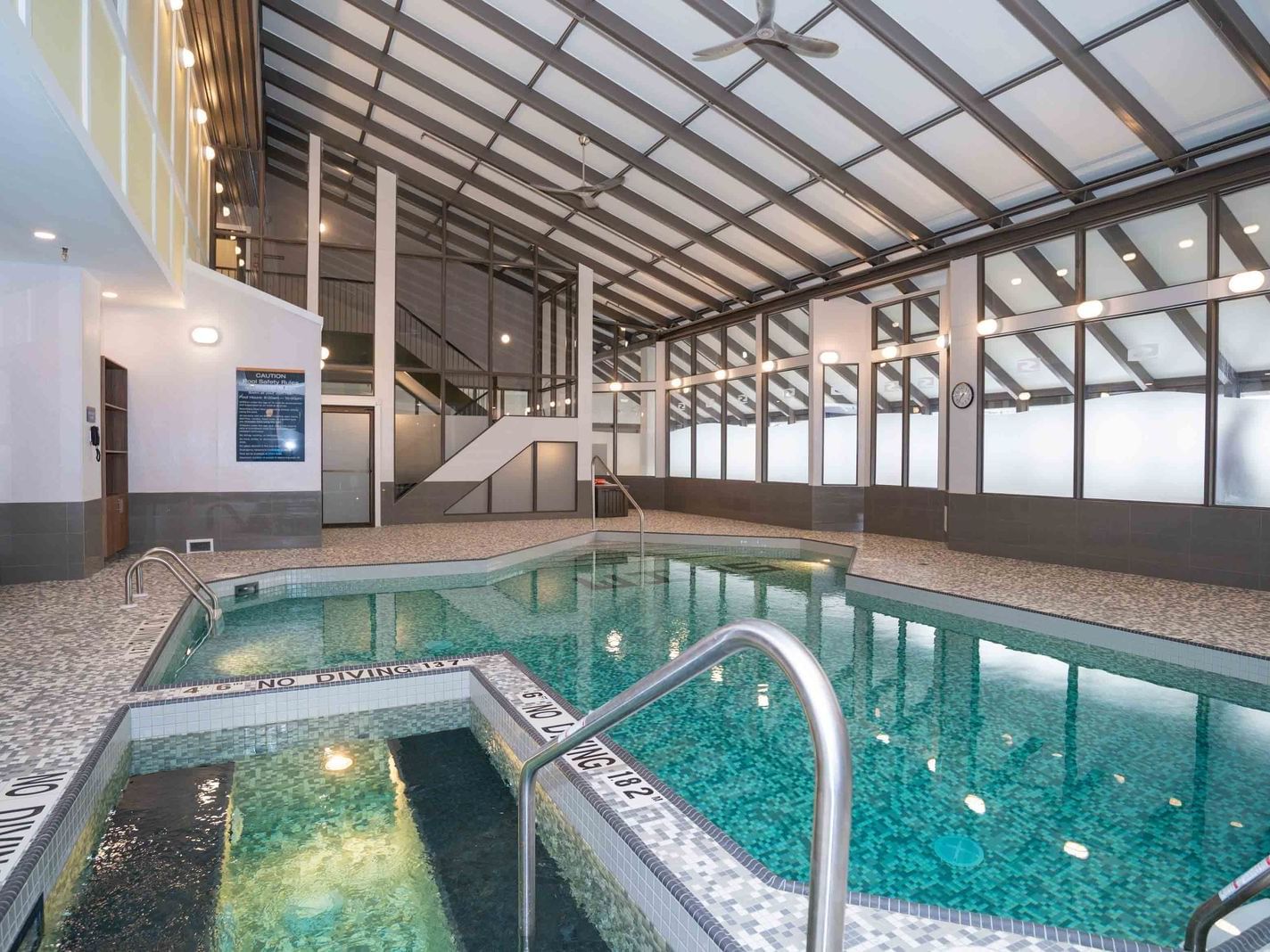 Indoor pool | Sandman Signature Calgary Downtown Hotel