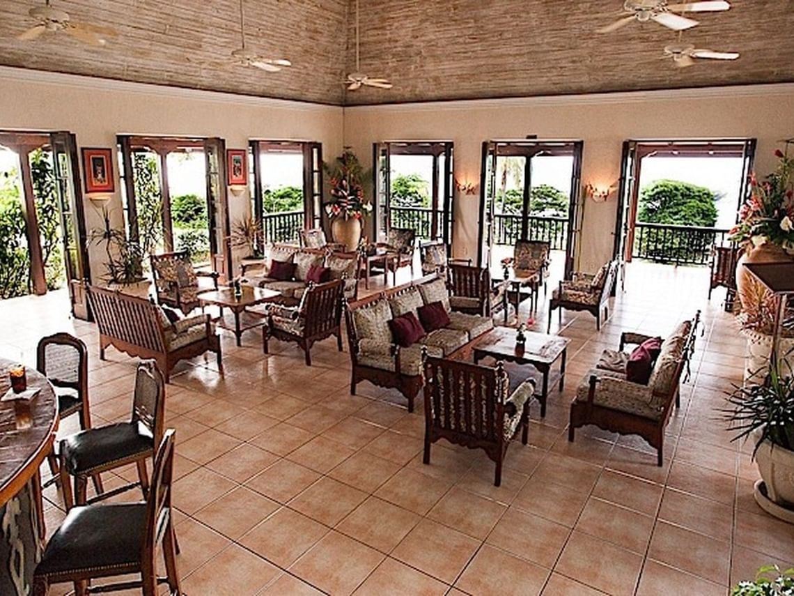 The Pavilion Restaurant - Caribbean Dining - The Villas at Stonehaven