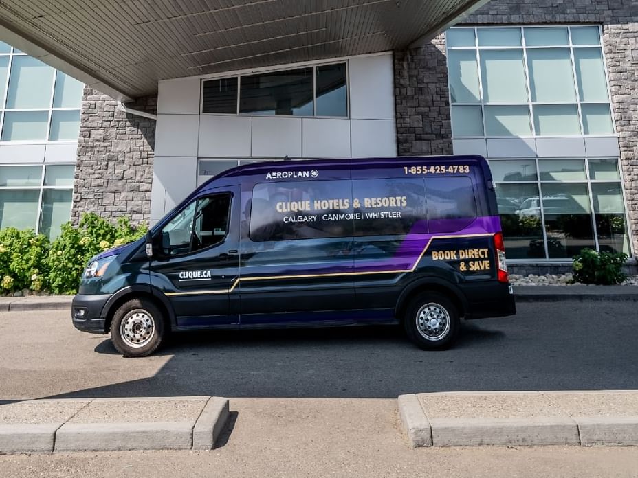 24 Hour Airport Shuttle Service | Hotel Clique Calgary Airport