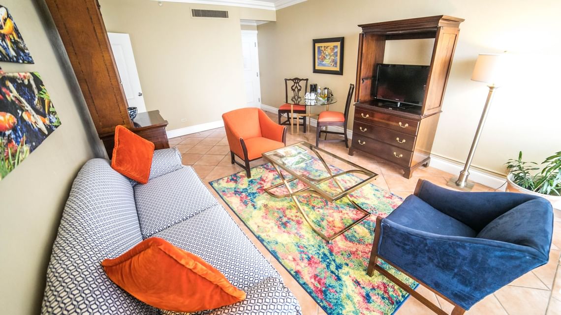 One Bedroom Suite | The Courtleigh Hotel and Suites