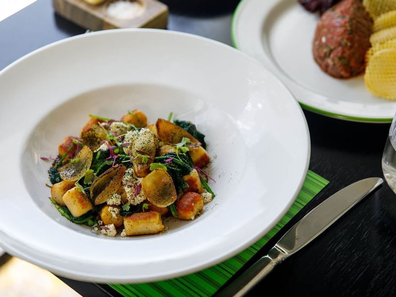 Best Restaurants & Bars in Perth | Crown Metropol Perth