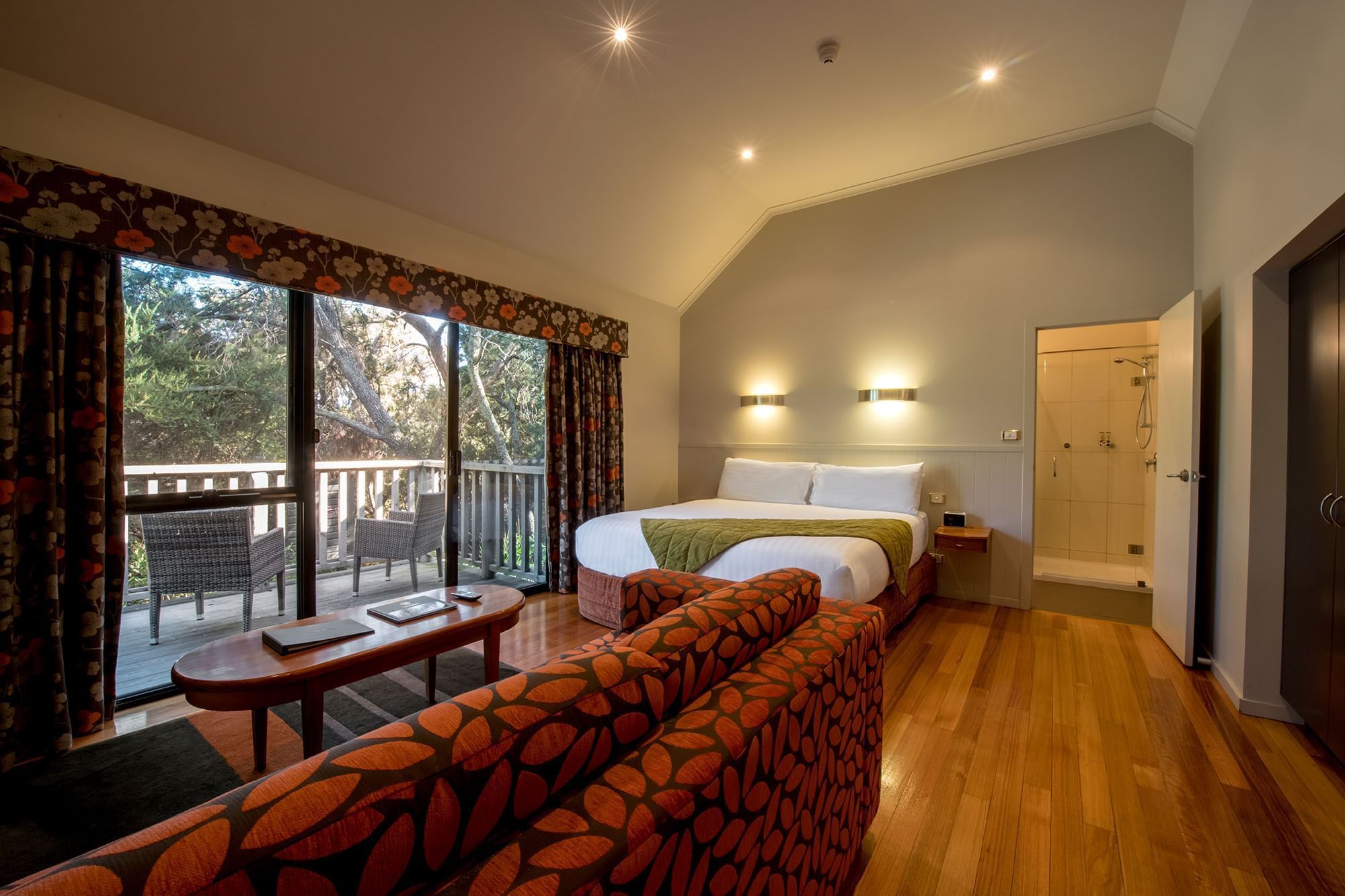 One Room Cabins One Room Archives | Loghouse.ie