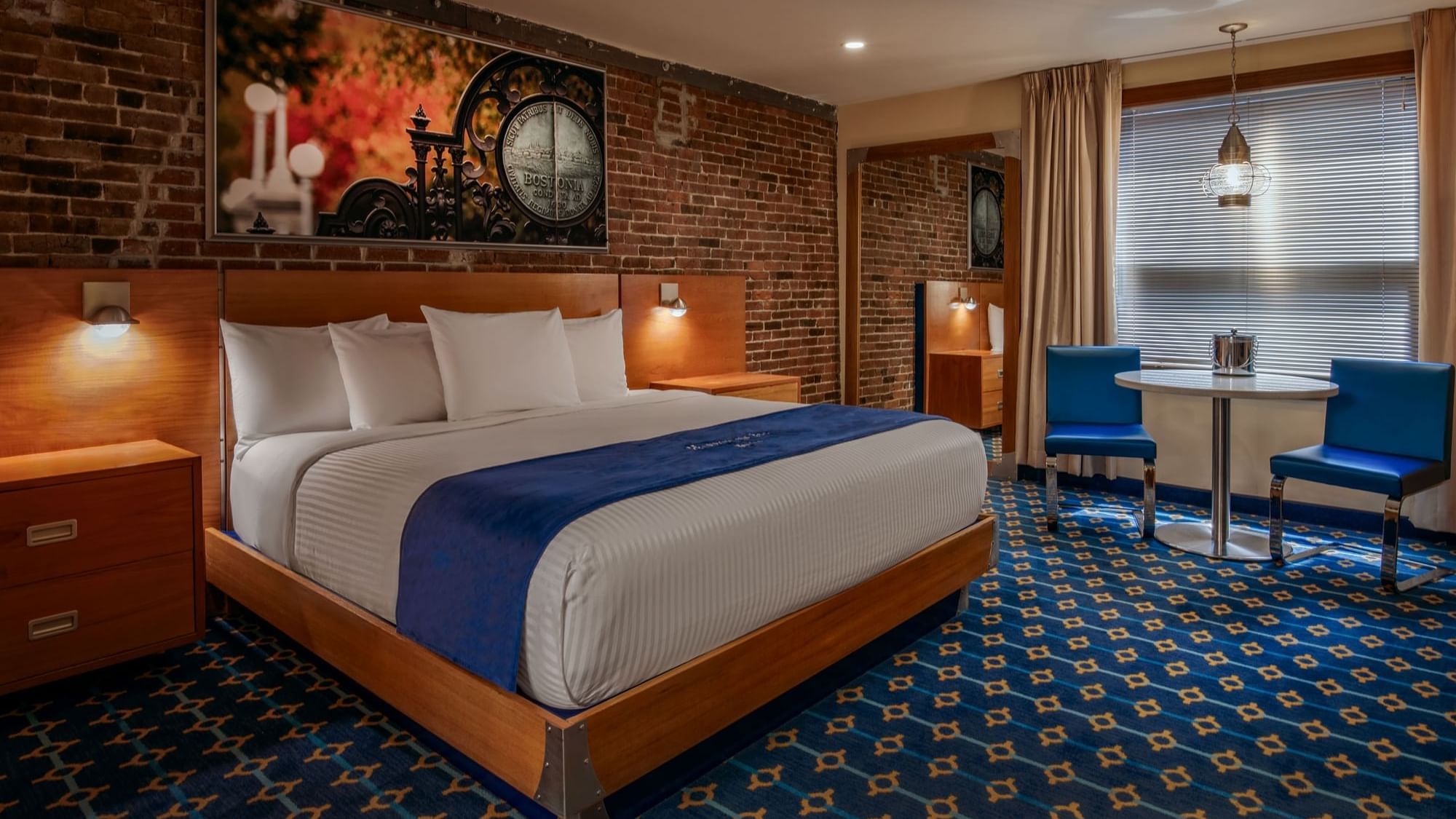 King Atrium View - Harborside Inn - Boston