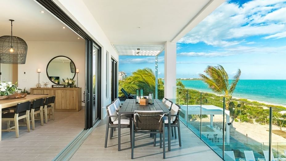 Four Bedroom Oceanfront Penthouse | H2O Life. Style. Resort. Accommodation