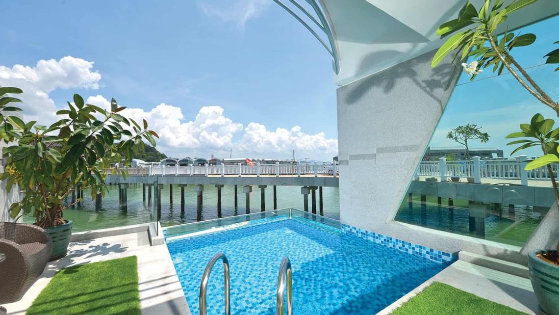 Premium Pool Villa | Overwater Pool Resort | Lexis Hibiscus® PD