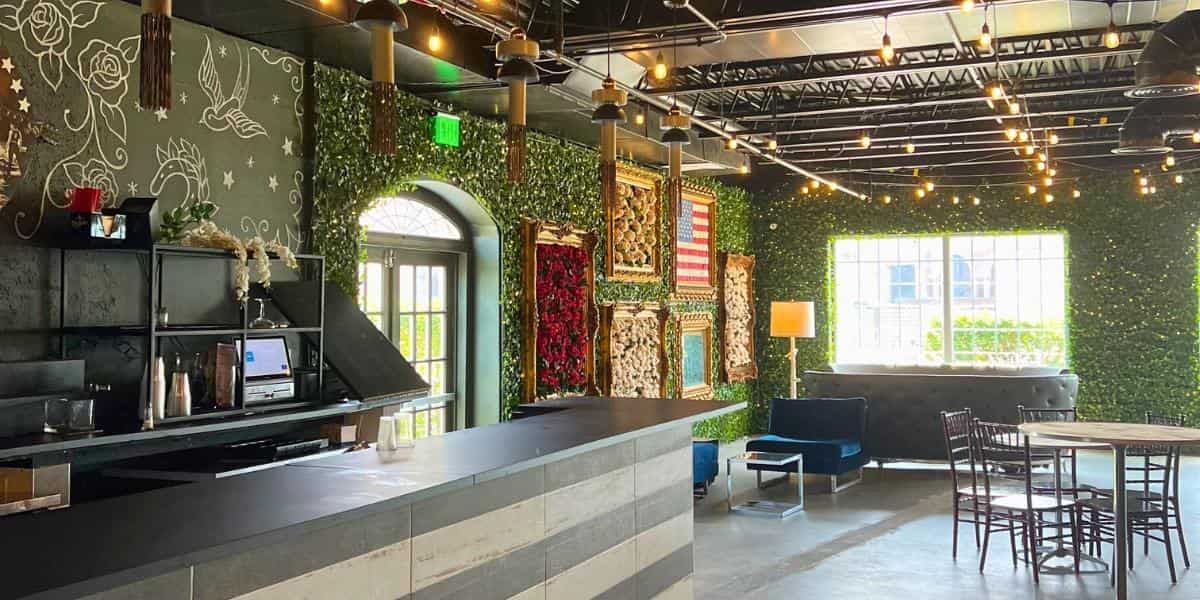 Asbury Park Dining - Berkeley Bar - The Berkeley Oceanfront Hotel