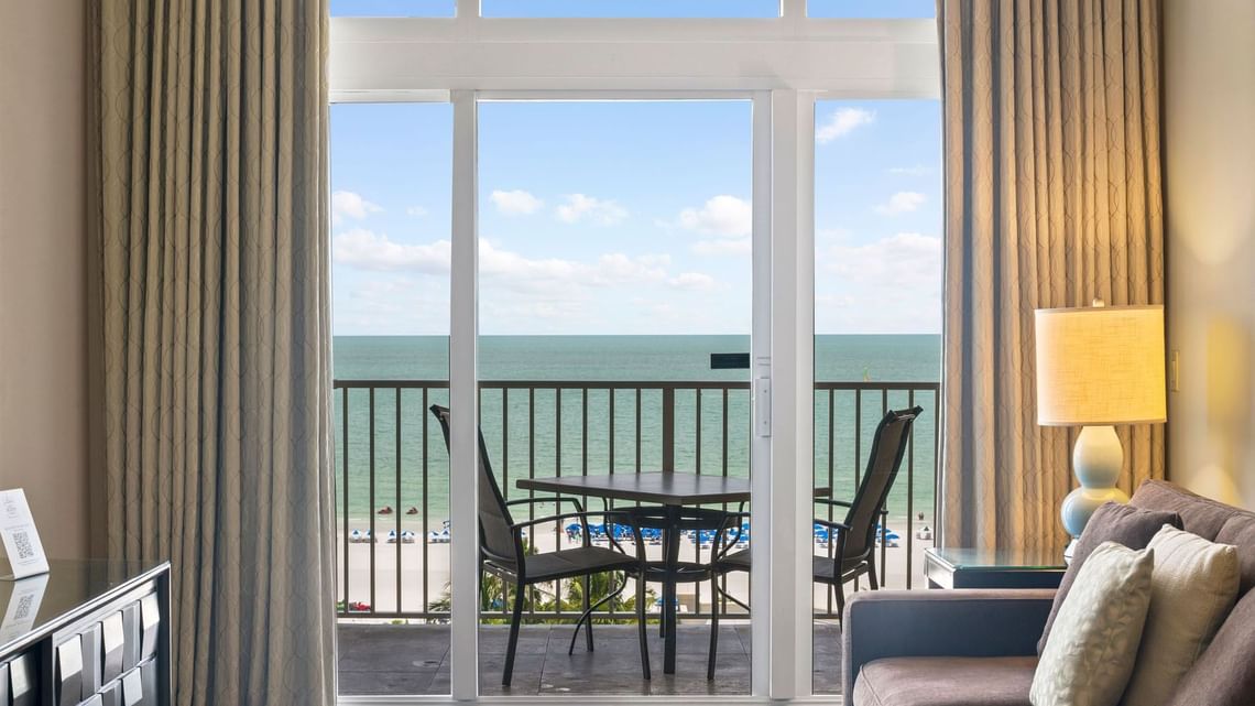 1 Bedroom Full Ocean View Suite | Marco Beach Ocean Suites Florida ...