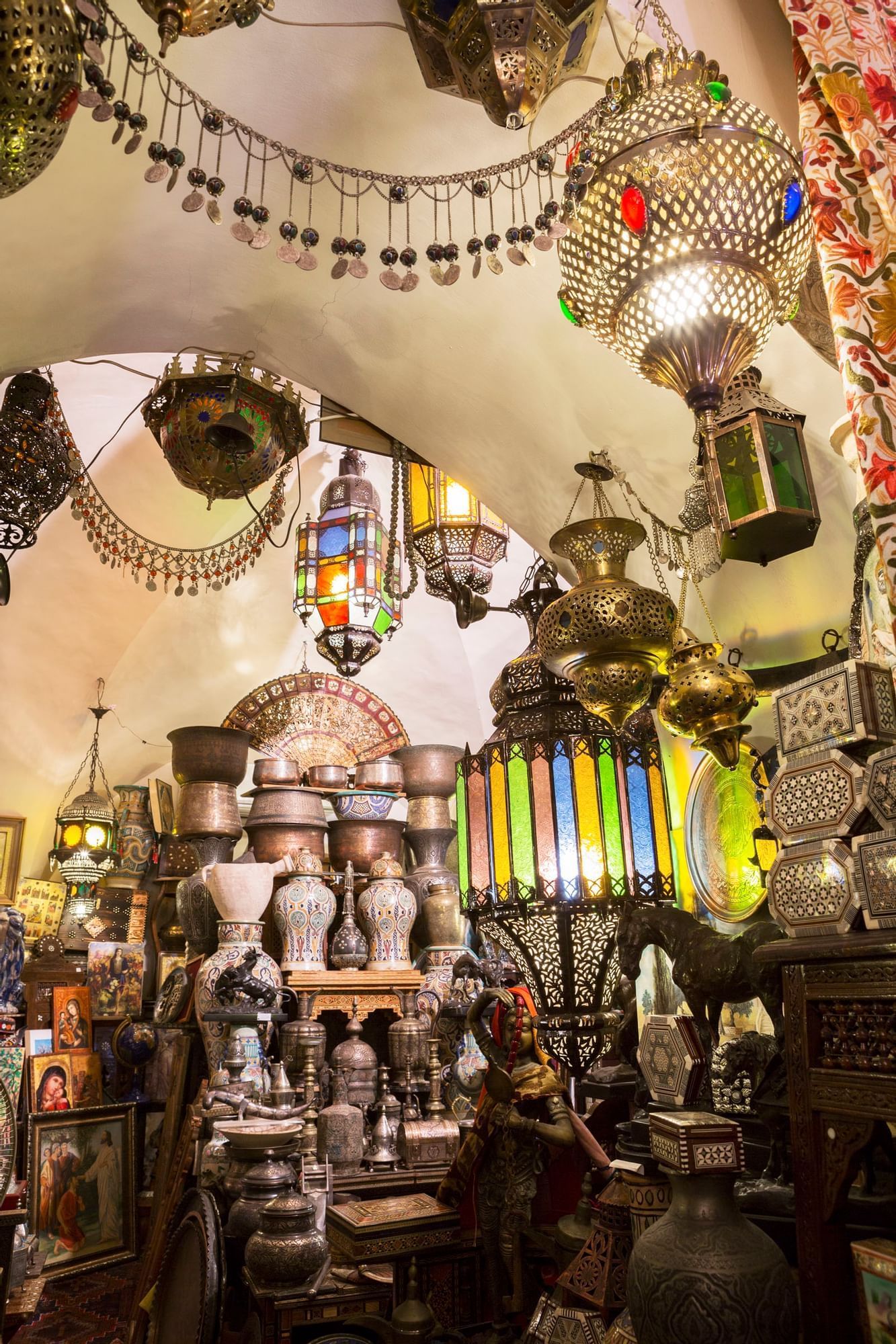 Shopping in Jerusalem, Israel | Jerusalem Book Shop