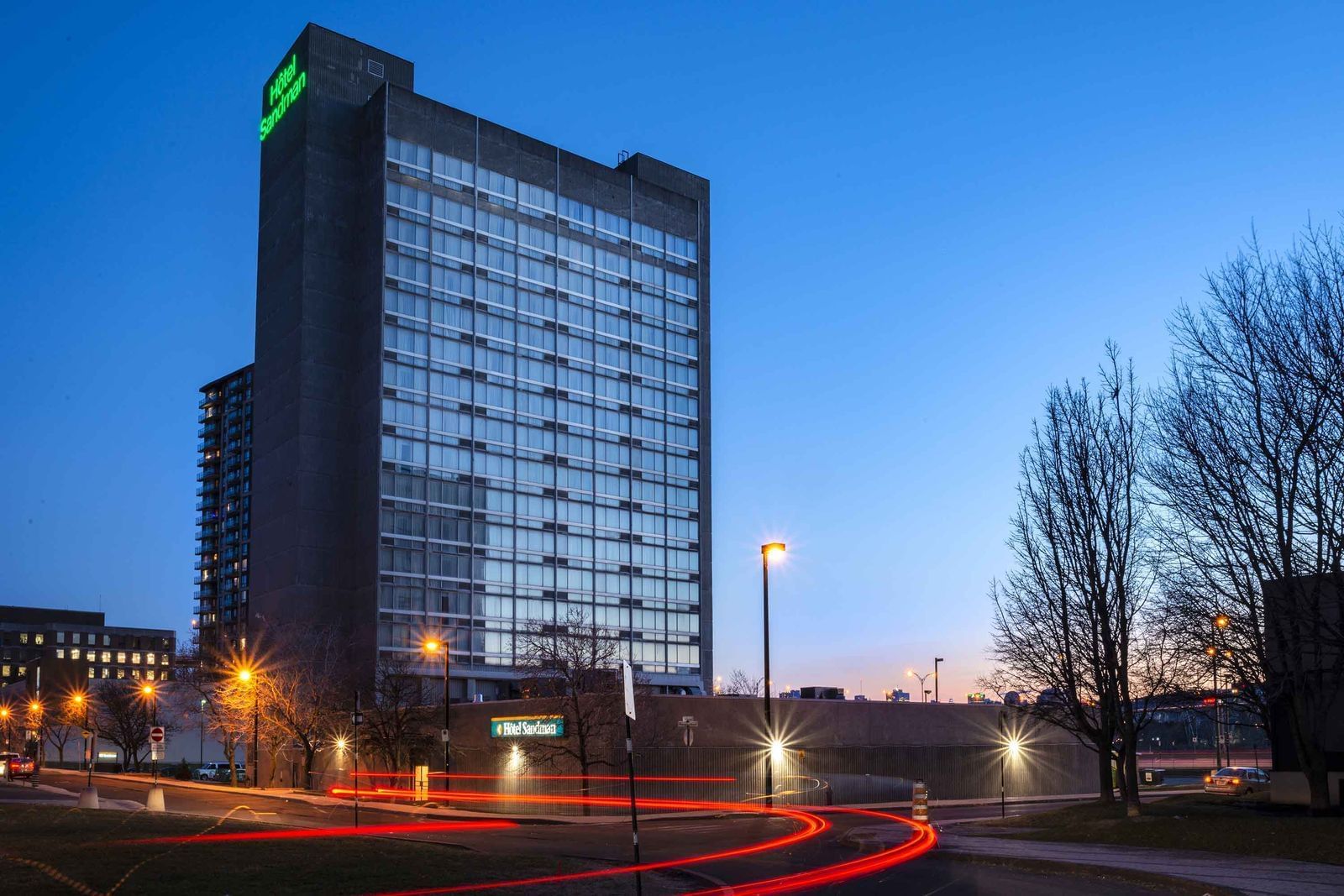 Sandman Hotel Montréal-Longueuil | Hotel Montreal | Hotel Longueuil