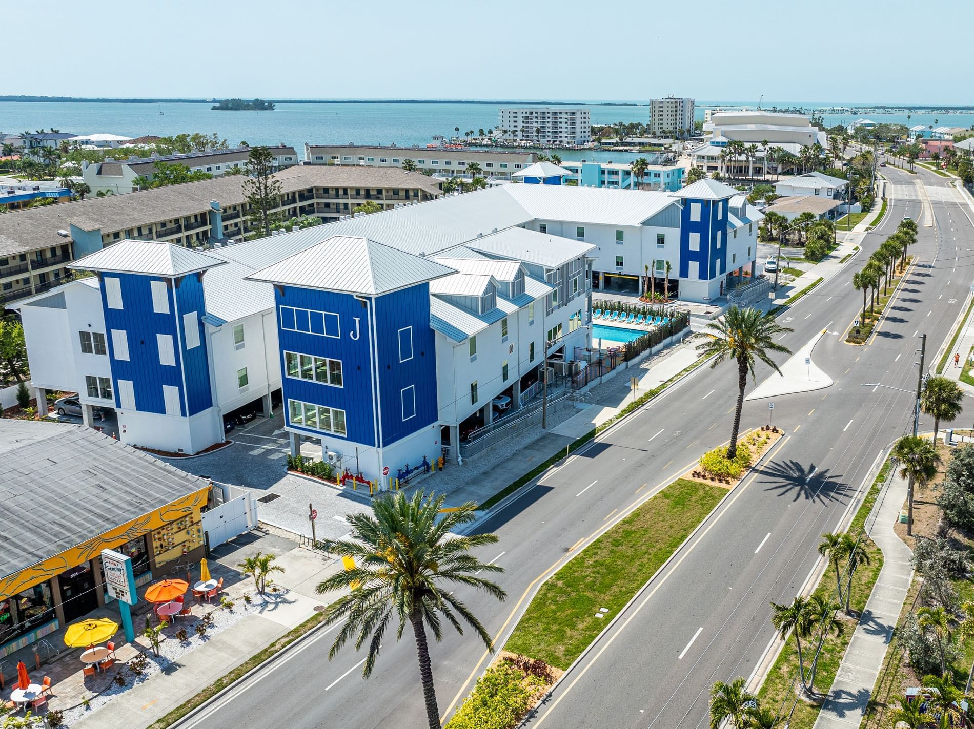 About Us | Dunedin Florida Hotels | The J Hotel