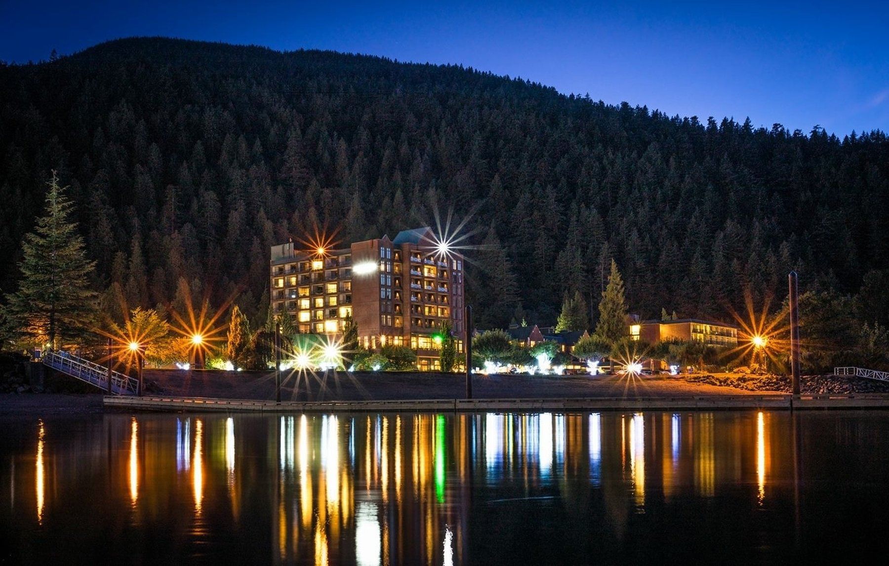 Contact Us - Harrison Hot Springs Resort