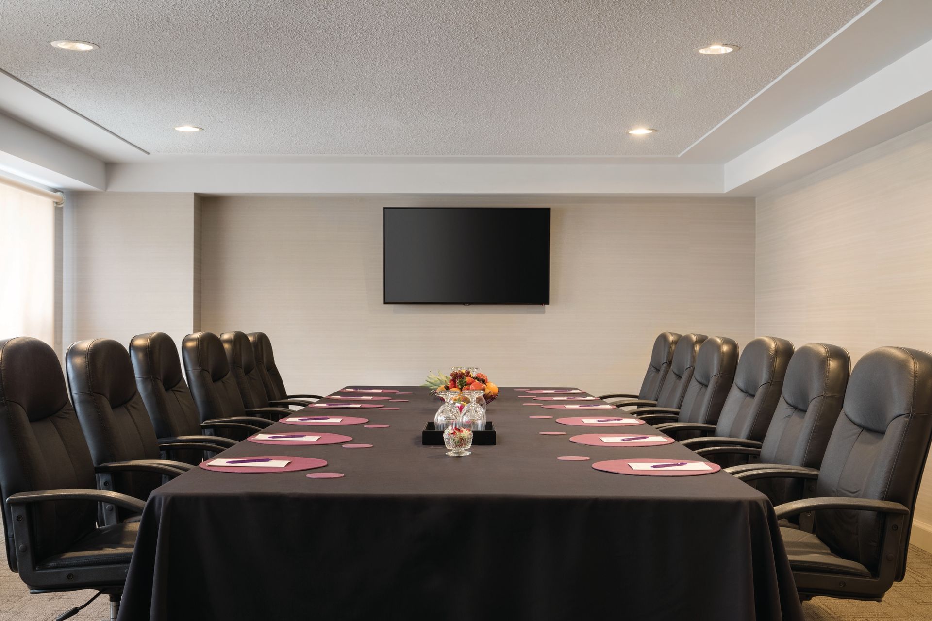Edmonton Meeting Venue | Coast Edmonton Plaza Hotel by APA