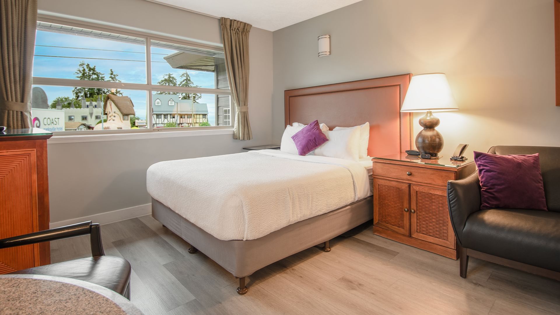 Accommodation in Parksville, BC | Coast Parksville Hotel