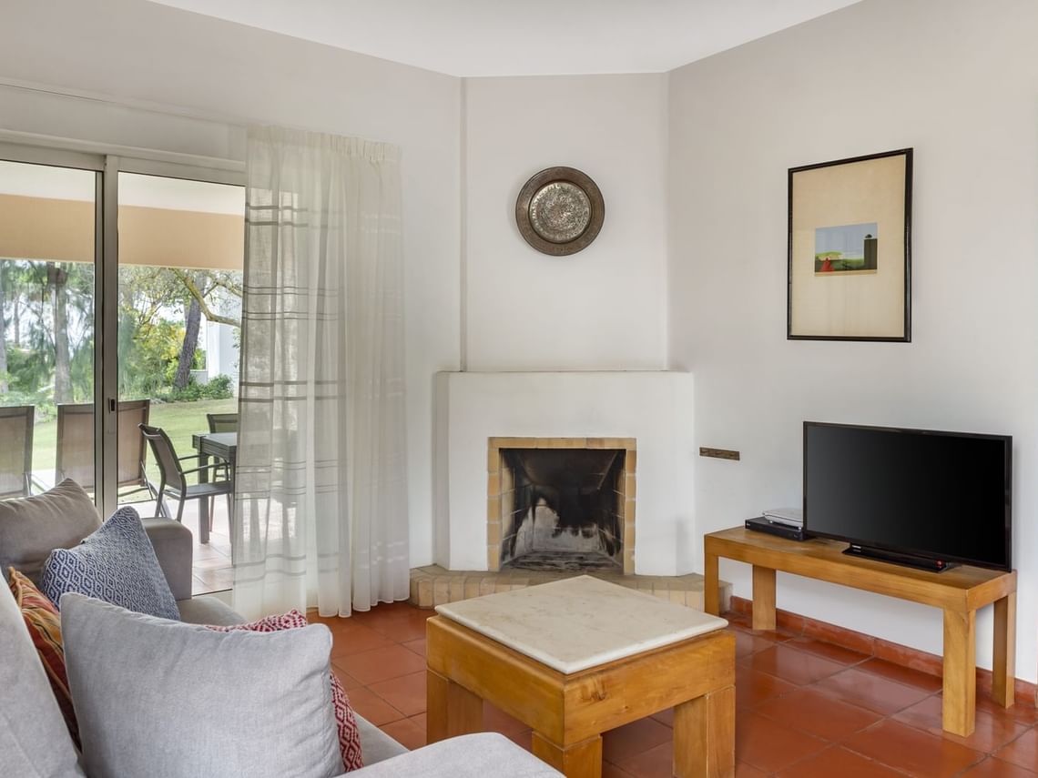 Standard 1-Bedroom Apartment (Sleeps 4) | Vilar Do Golf Accomodations