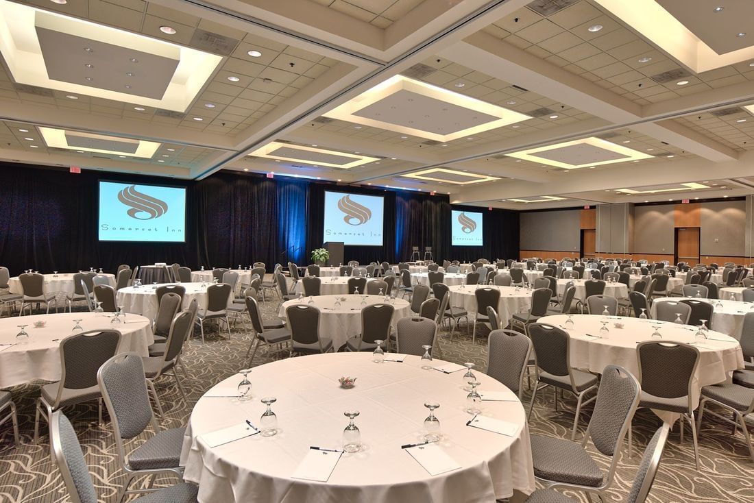 Somerset Inn - Top Hotel Troy, MI