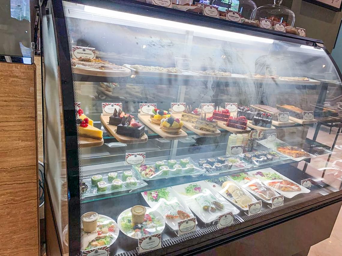 Hotel Buffet in Dubai | Hotel Restaurant Dubai | Baÿty Restaurant