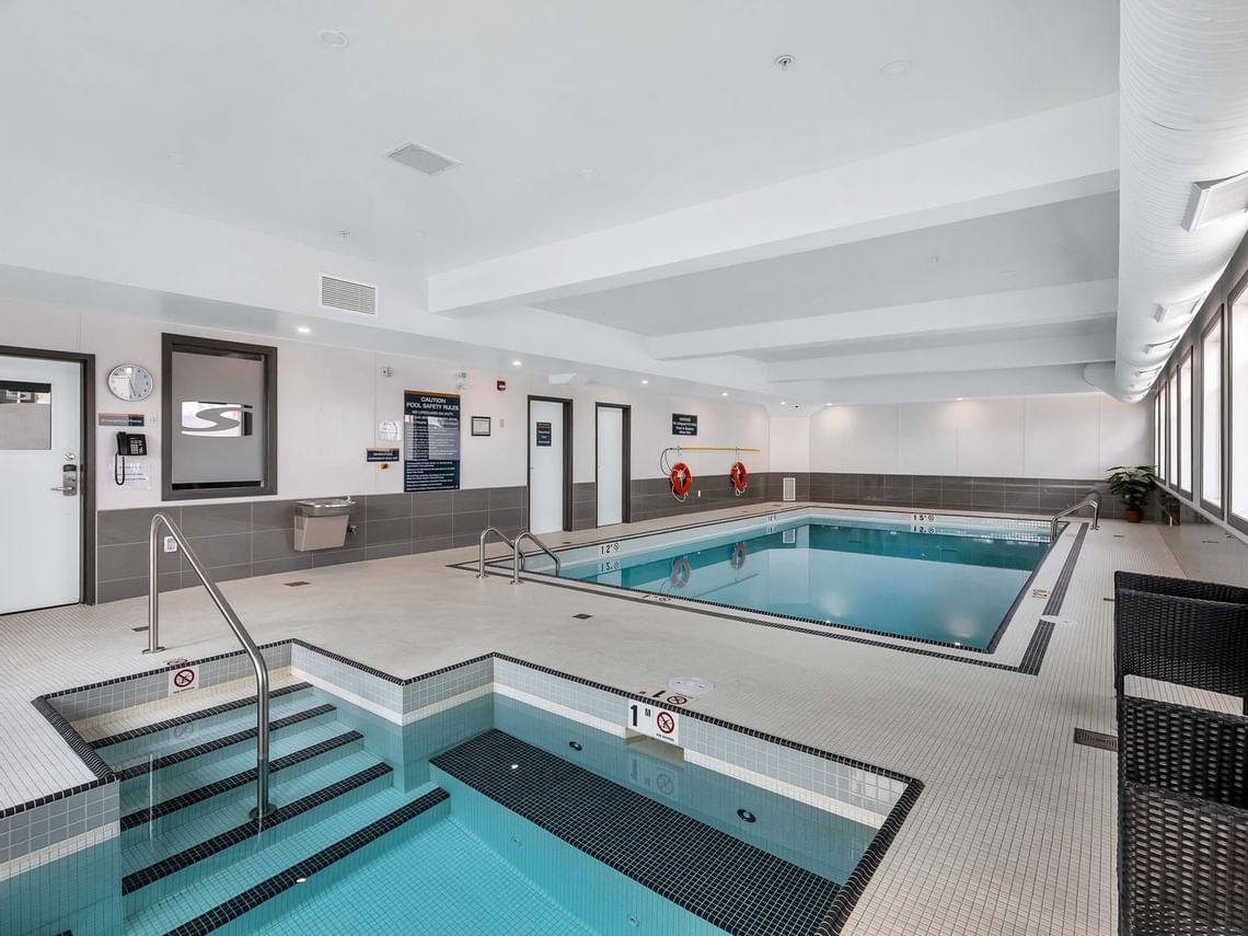 Indoor Pool | Sandman Hotel Grande Prairie