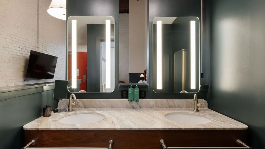 Two Queen Room | The Delegate Hotel