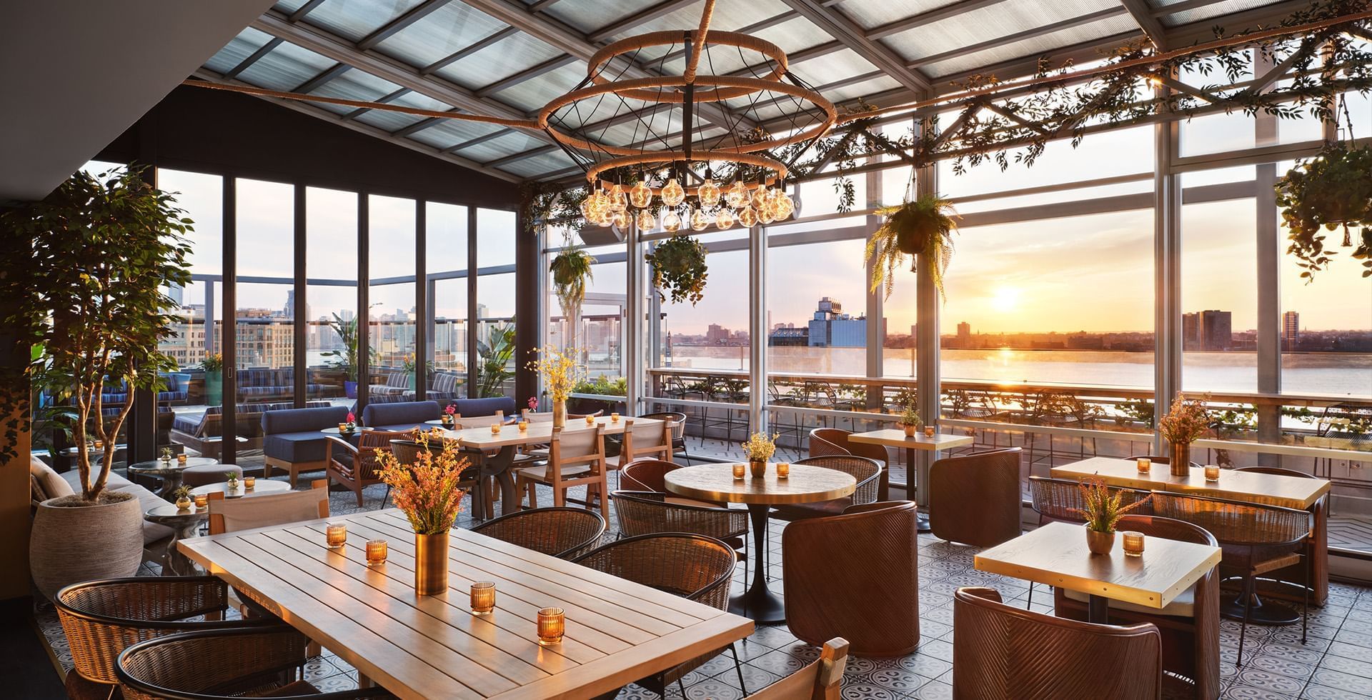 Gansevoort Hotel Group | Hotels Meatpacking NYC