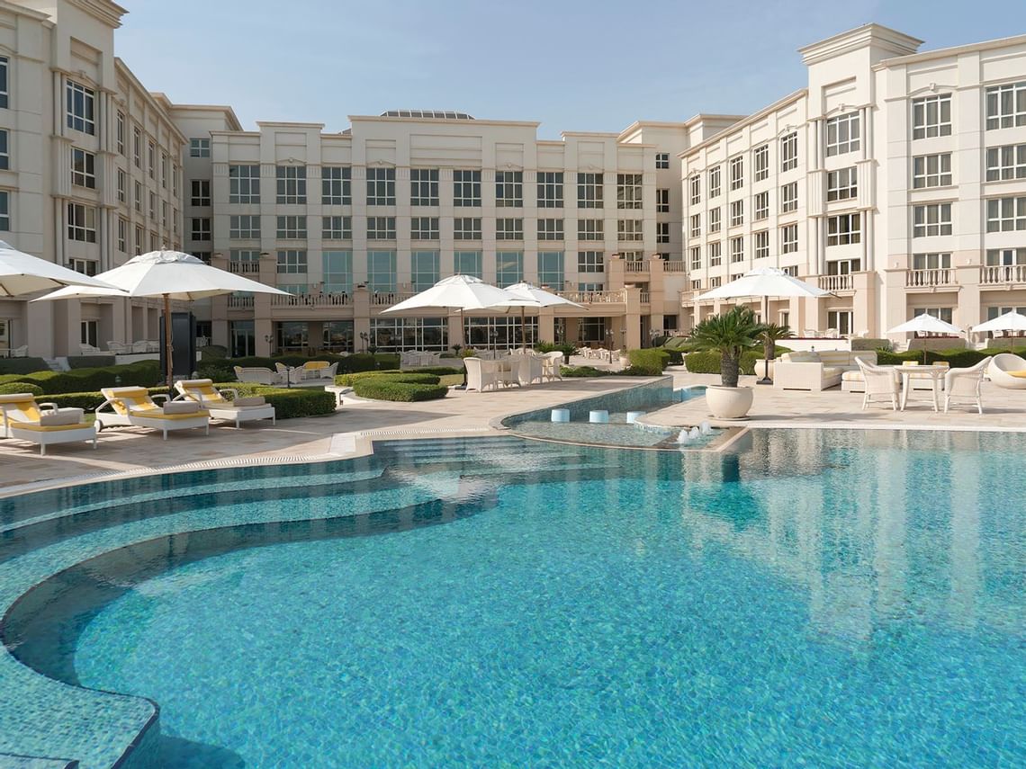 Pool Bar | Dining at The Regency Hotel Kuwait