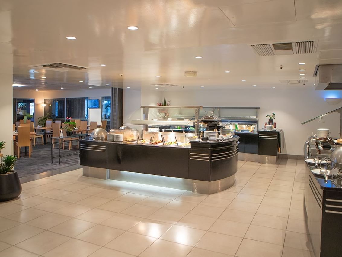 Whitby's Restaurant & Bar - James Cook Hotel in Wellington