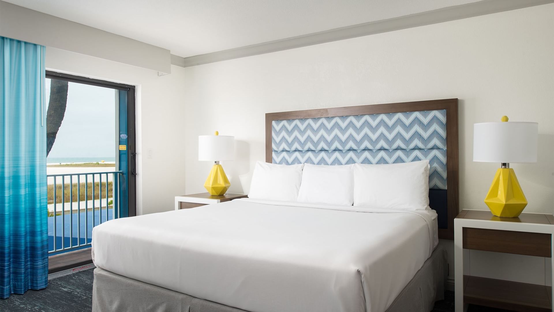 Beachfront Premium Studio - Bilmar Beach Resort