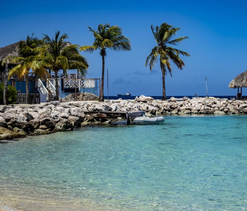 Blue Bay - Bayside Boutique Hotel - Blue Bay Beach