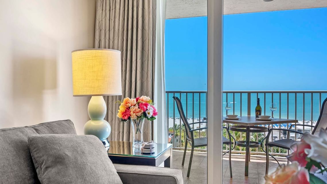 1 Bedroom Full Ocean View Suite | Marco Beach Ocean Suites Florida ...