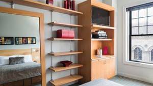 Queen Room - 1 Queen Size Bed - Charlesmark Hotel