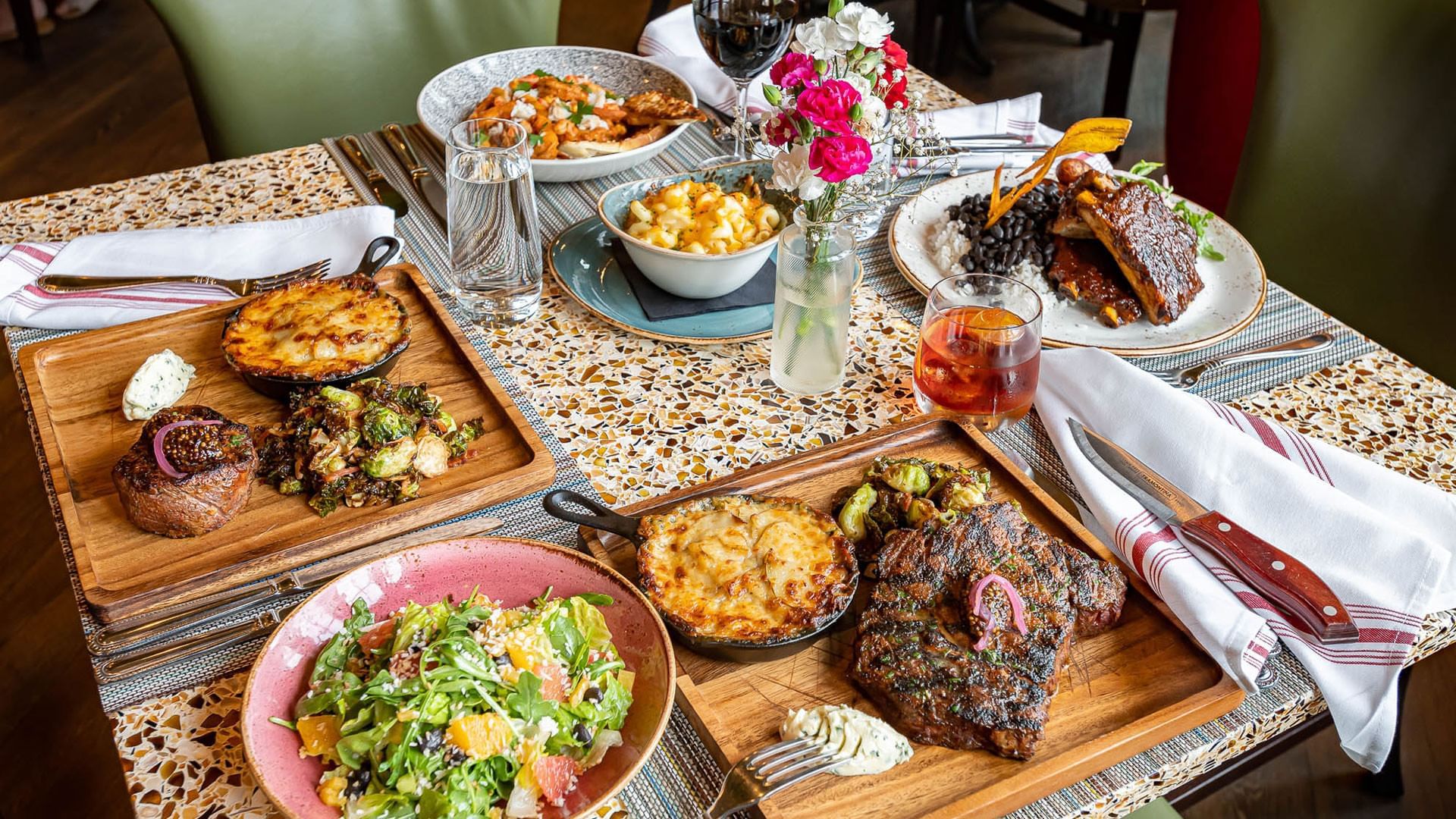 Dining Room - Havana Beach Bar & Grill
