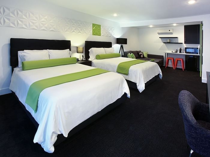 7 Springs Inn & Suites | Downtown Palm Springs Hotels