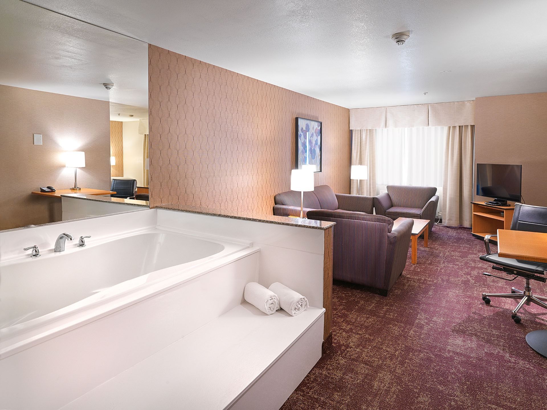 Crystal Inn Hotel West Valley | Official Site | Free Breakfast & Shuttle