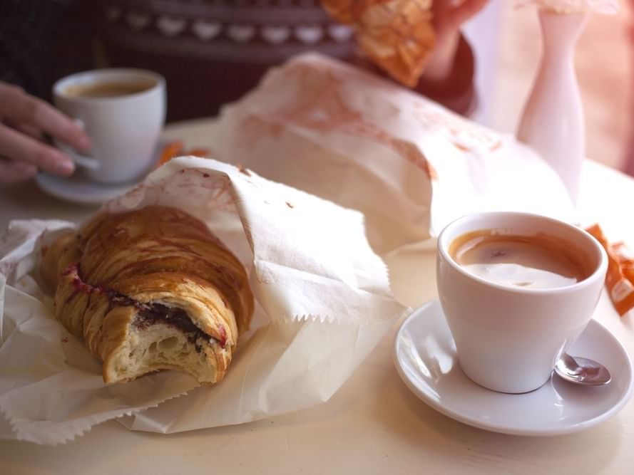 Breakfast Spots in New Orleans for Early Risers | Hotel St. Pierre